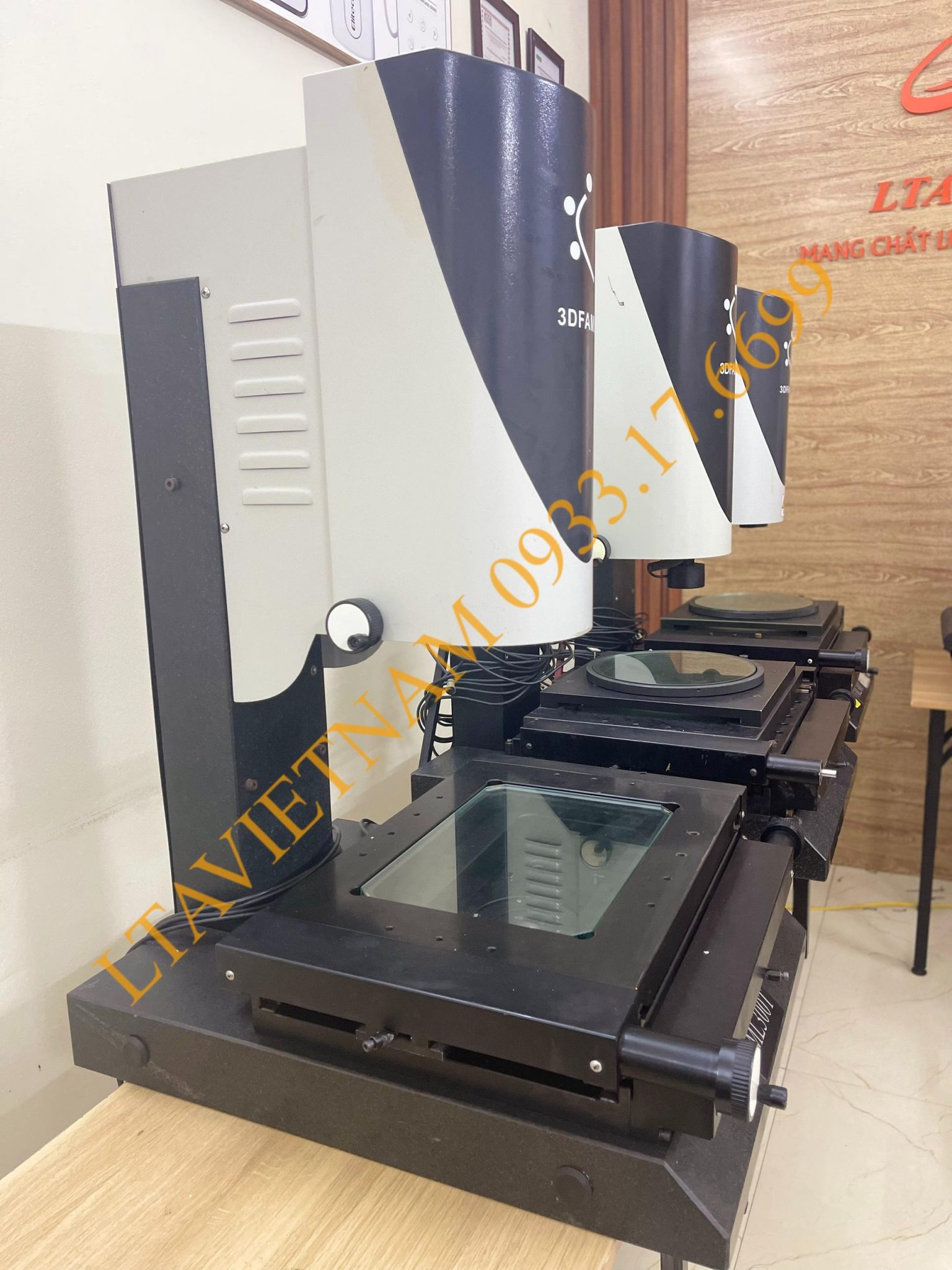 Máy đo 3D Family VML300T - CÔNG TY TNHH HIỆU CHUẨN LTA VIỆT NAM